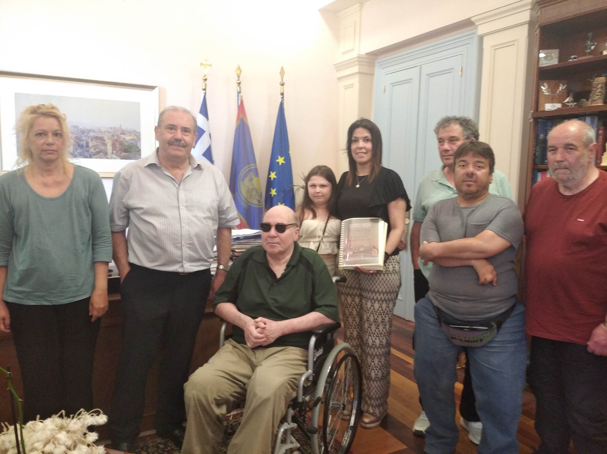 Συνάντηση της Δημάρχου Μερόπης Υδραίου με τον Σύλλογο Τυφλών Κέρκυρας ...