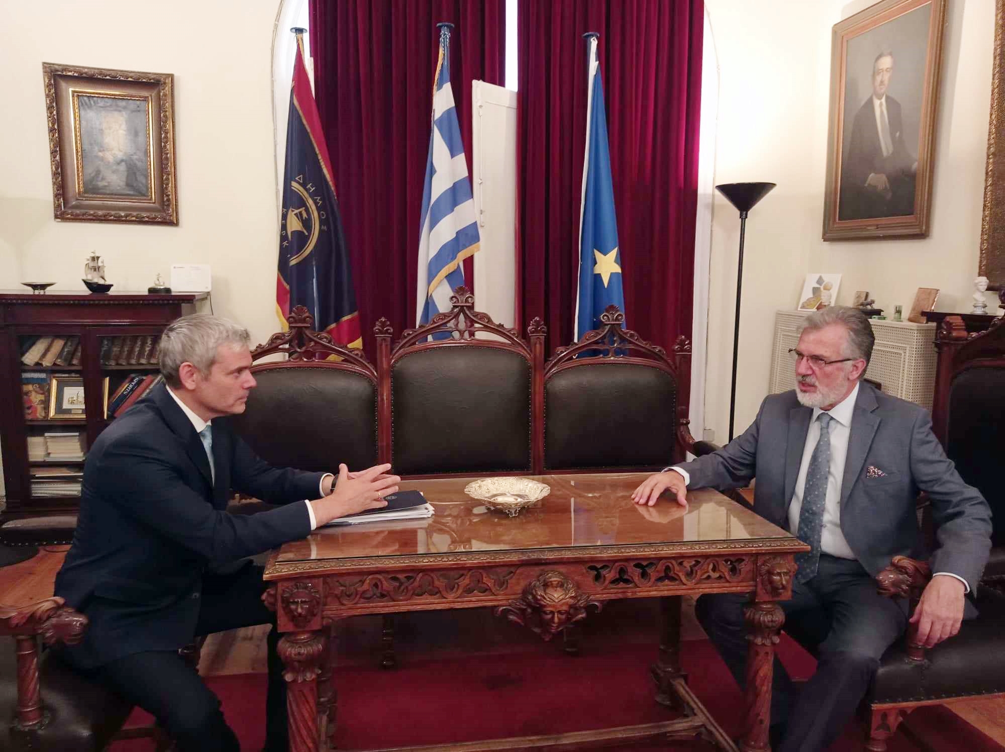 Συνάντηση του Δημάρχου Στέφανου Πουλημένου με τον Υφ. Εργασίας Κώστα ...